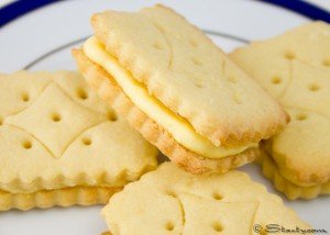 Custard Creams – Stasty